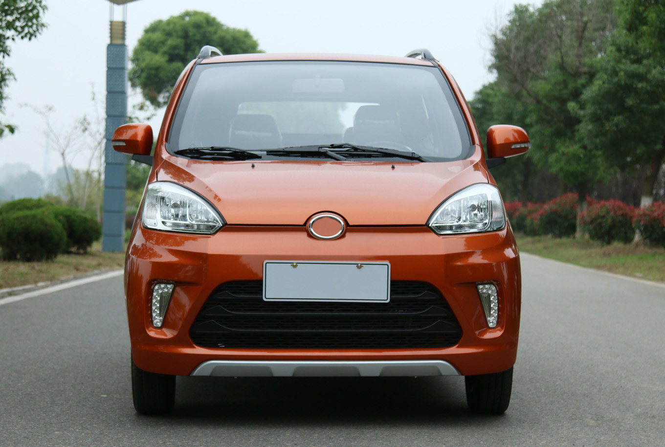 Small Compact Suv Sports Car Assembly Line , Mini Suv Cars With Lithium ...